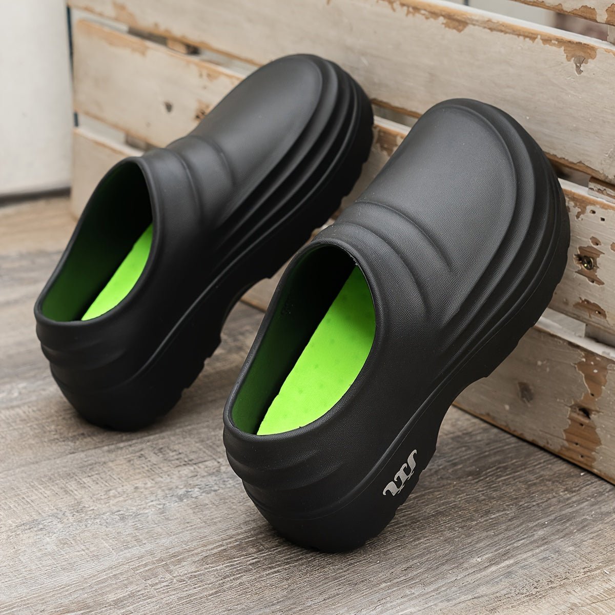 Women's Platform Clogs | Waterproof – Razys.com